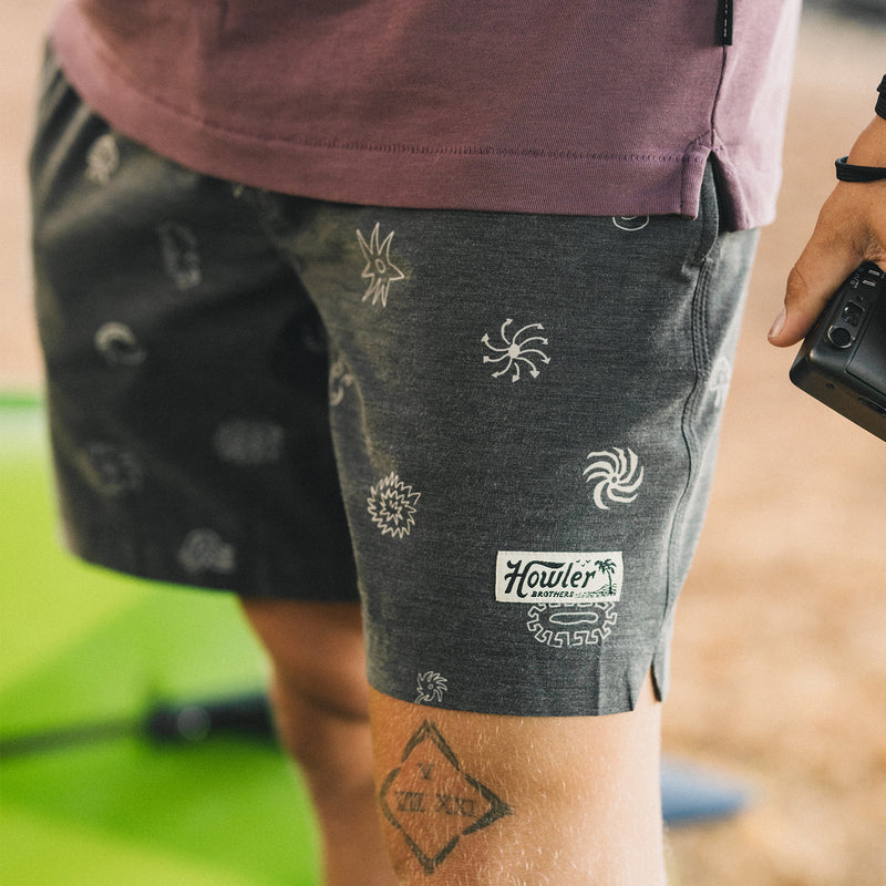 Deep Set Boardshorts 17" - Mementos : Black – HOWLER BROTHERS